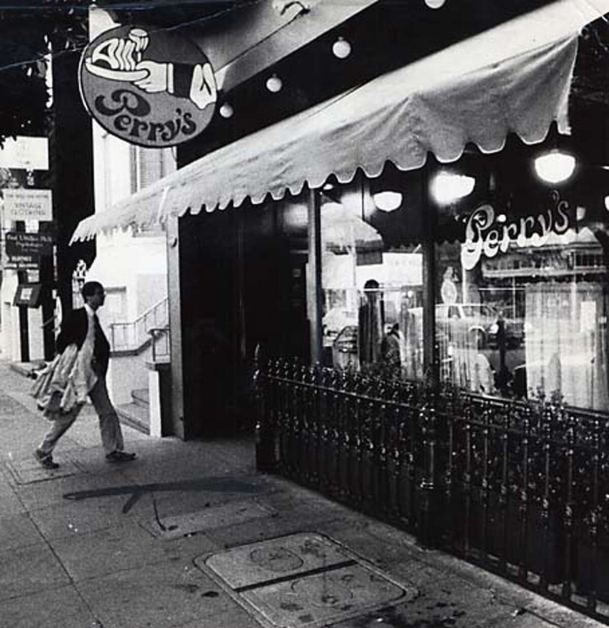 What's your sign, baby? / 35 years later, Perry's is still a hot spot ...