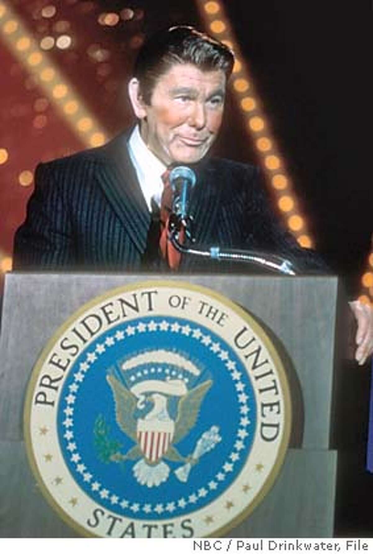 JOHNNY CARSON: 1925 - 2005 / The king of late-night TV dies / HUMBLE ...