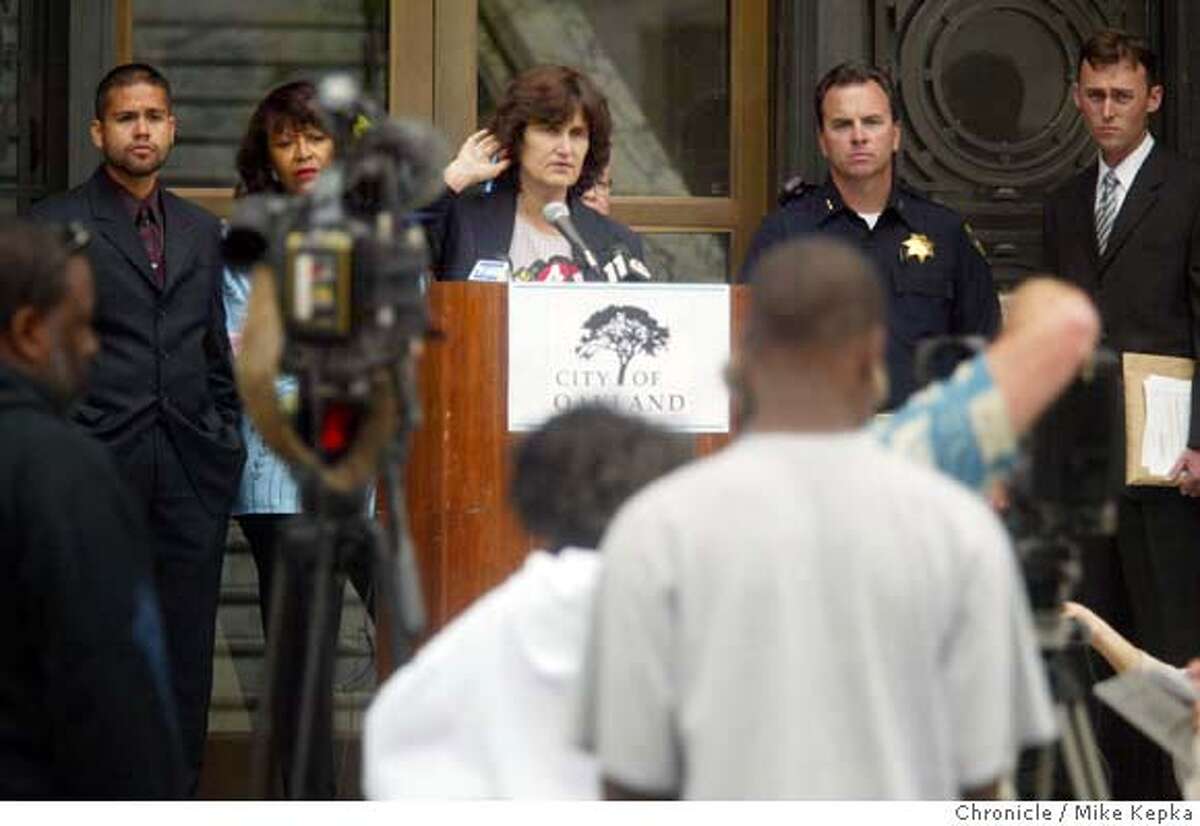 OAKLAND / City closes liquor store it says is a magnet for drug dealers ...