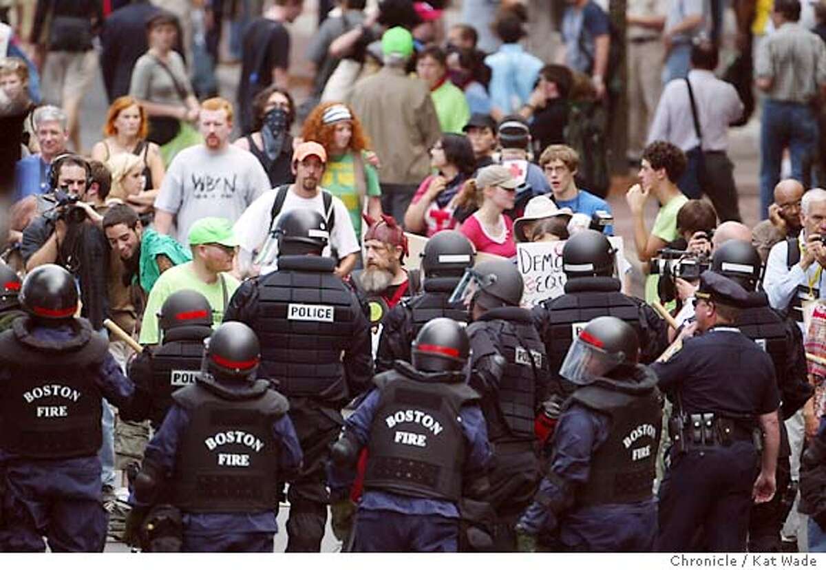 Boston turns out to be a (mostly) protest-free zone / Massive security ...