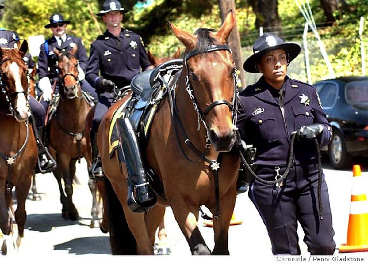 CASTRO VALLEY / Oakland cop eulogized by colleagues, family / Even ...