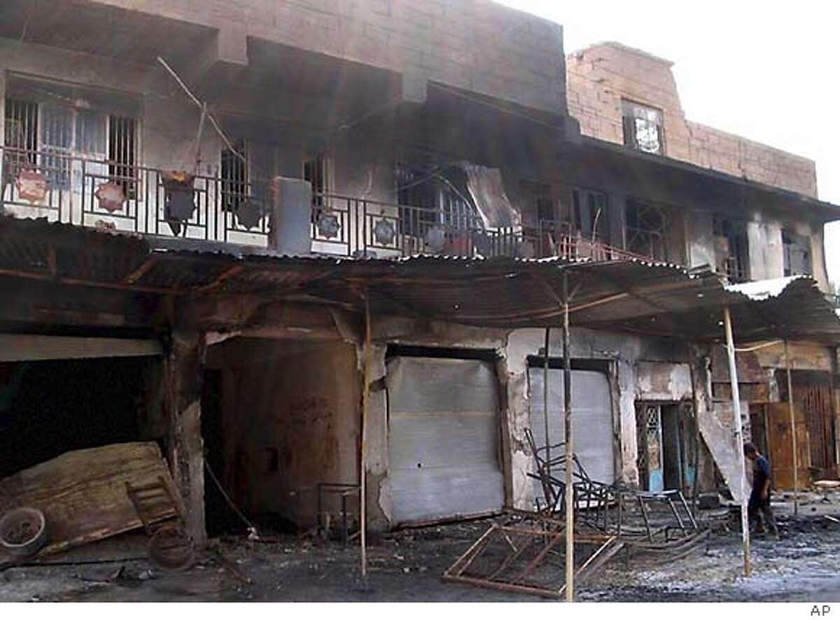 Bomb sets off heavy fighting -- 25 Iraqis killed / After explosion ...