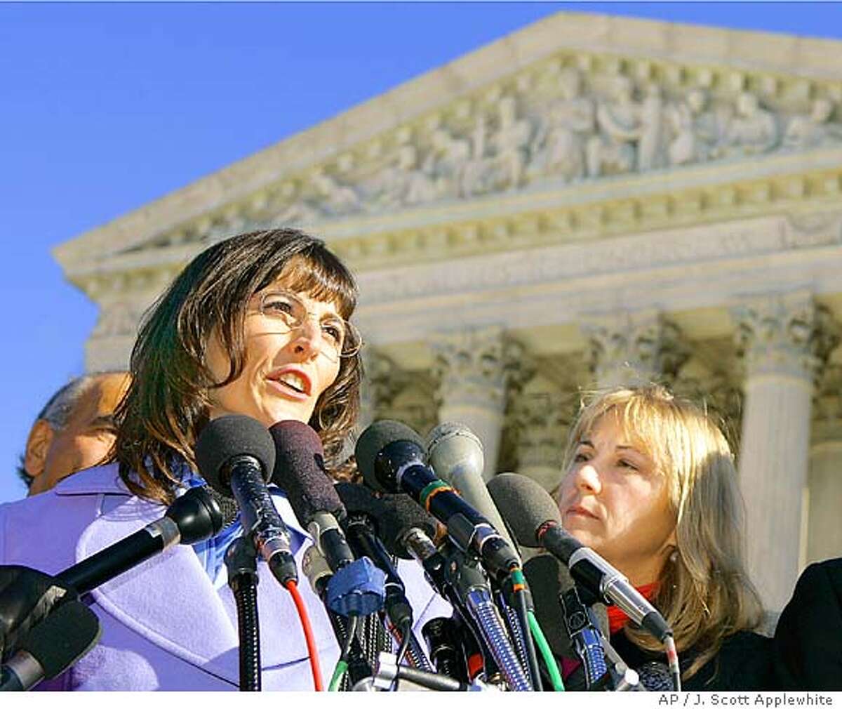 Head against heart in pot case / Supreme Court reviews local law