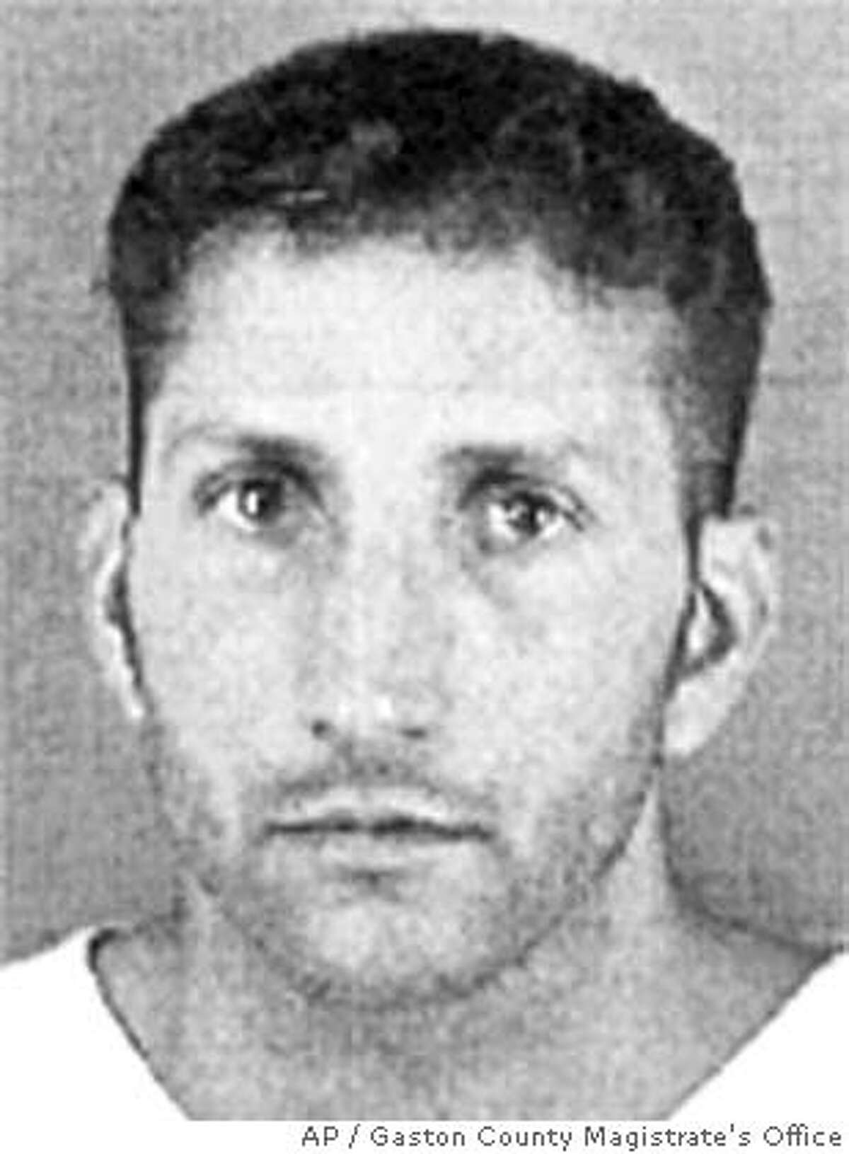 CONCORD / 'Roofman Robber' on lam after prison escape