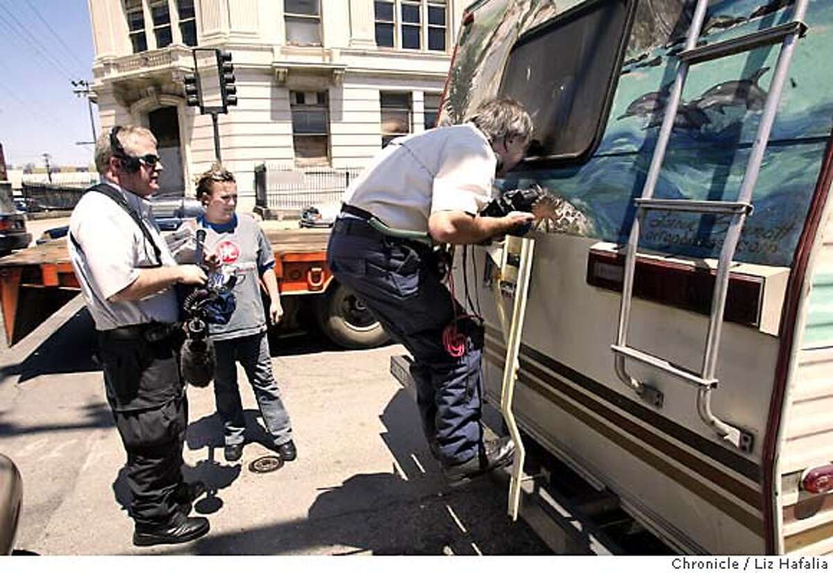 SAN FRANCISCO / 'Animal Cops' to track tails of the city / S.F. bests ...