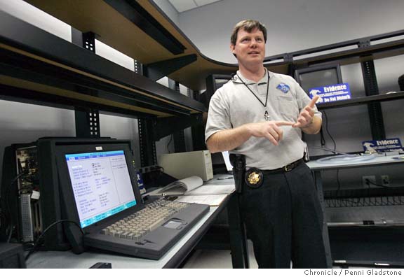 MENLO PARK / FBI opens Silicon Valley lab / Electronic devices a boon ...