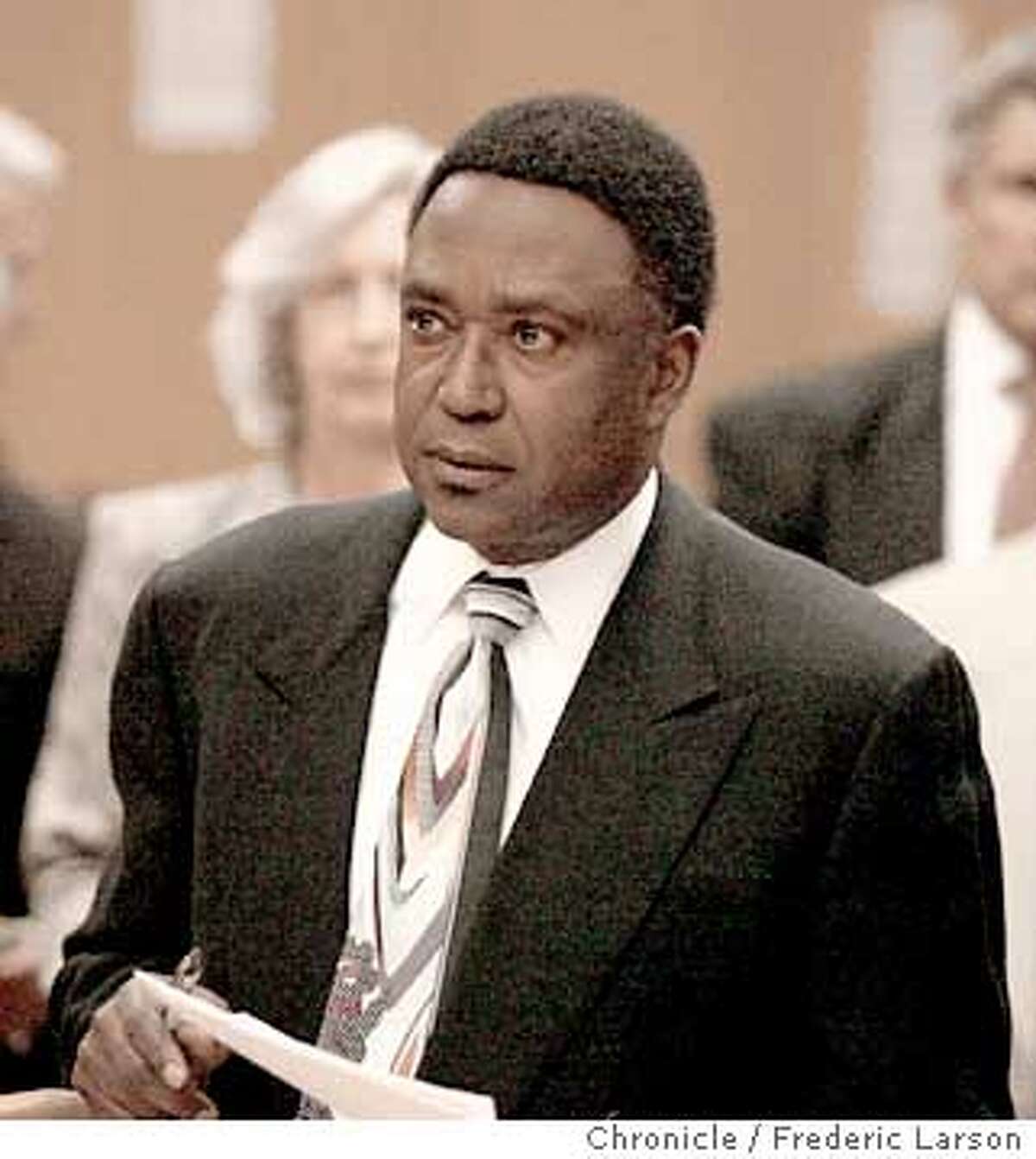 PACIFICA / Family of Taser victim hires top lawyer, who blasts stun gun use