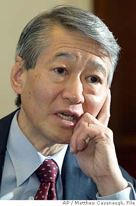 House unites to honor Matsui