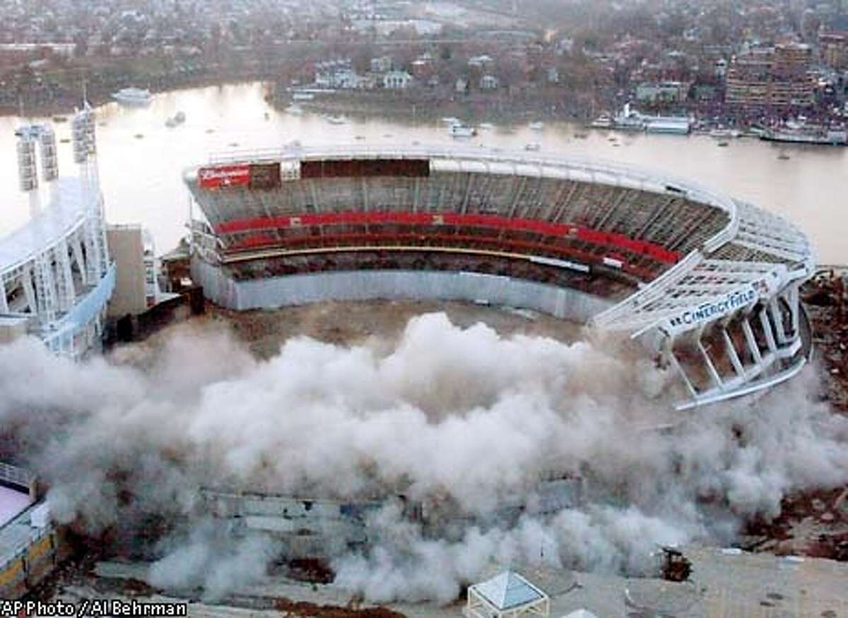 That '70s show / Cinergy, er, Riverfront Stadium is gone, but not quite ...