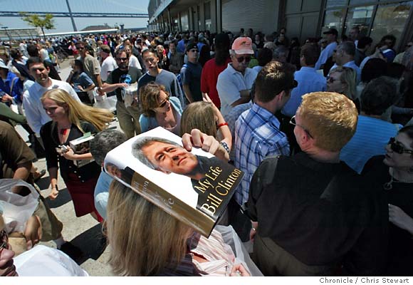 2,400 autographs and countless handshakes in 4 1/2 hours -- Bill ...