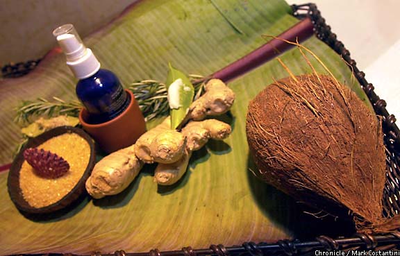 A delicious experience / Massage therapist uses culinary ingredients ...