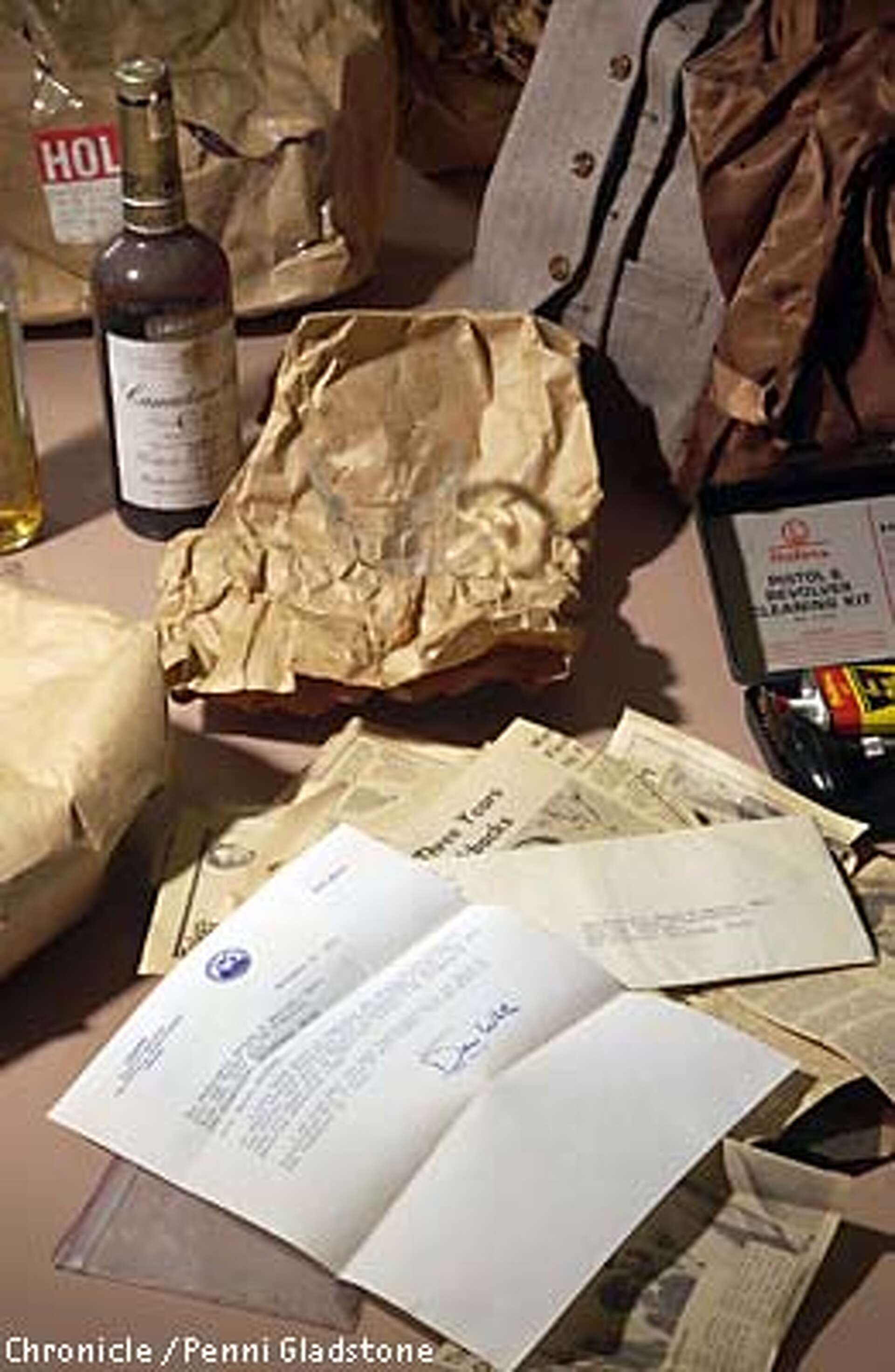 A CASE OF THE MISSING GUN / When famous murder weapons walk out of ...