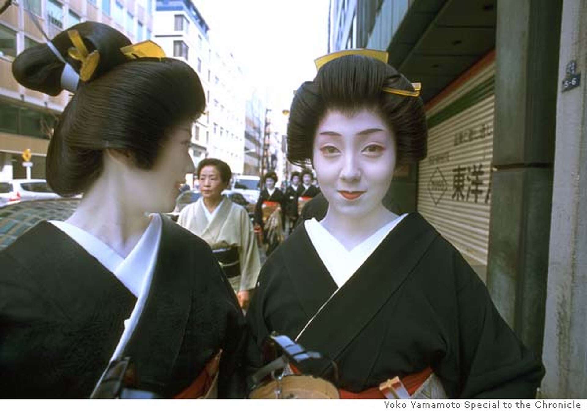 TRUE GEISHA