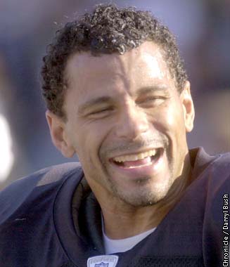 Raiders' ageless wonder / 37-year-old Rod Woodson at the top of his game