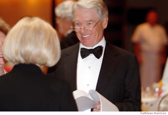 Charles Schwab seeks a return to firm's roots