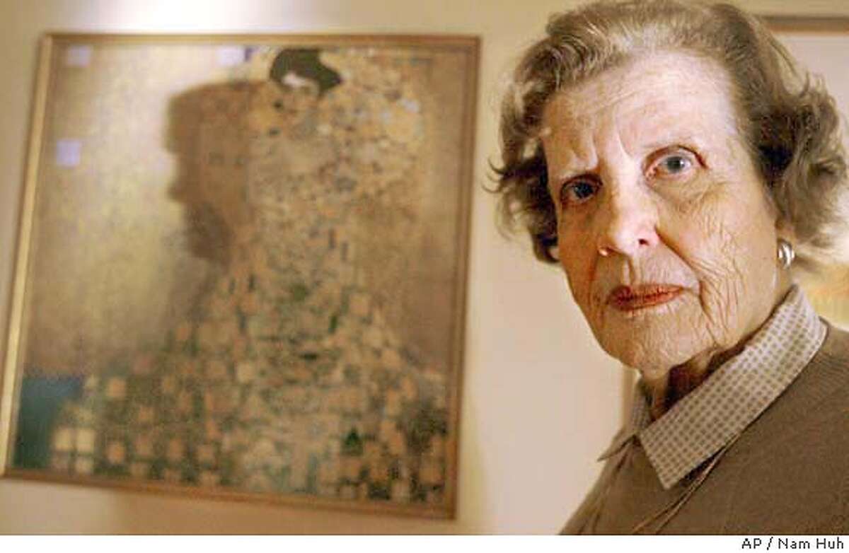 Top court allows suit over Nazi looting / WWII refugee seeks return of ...