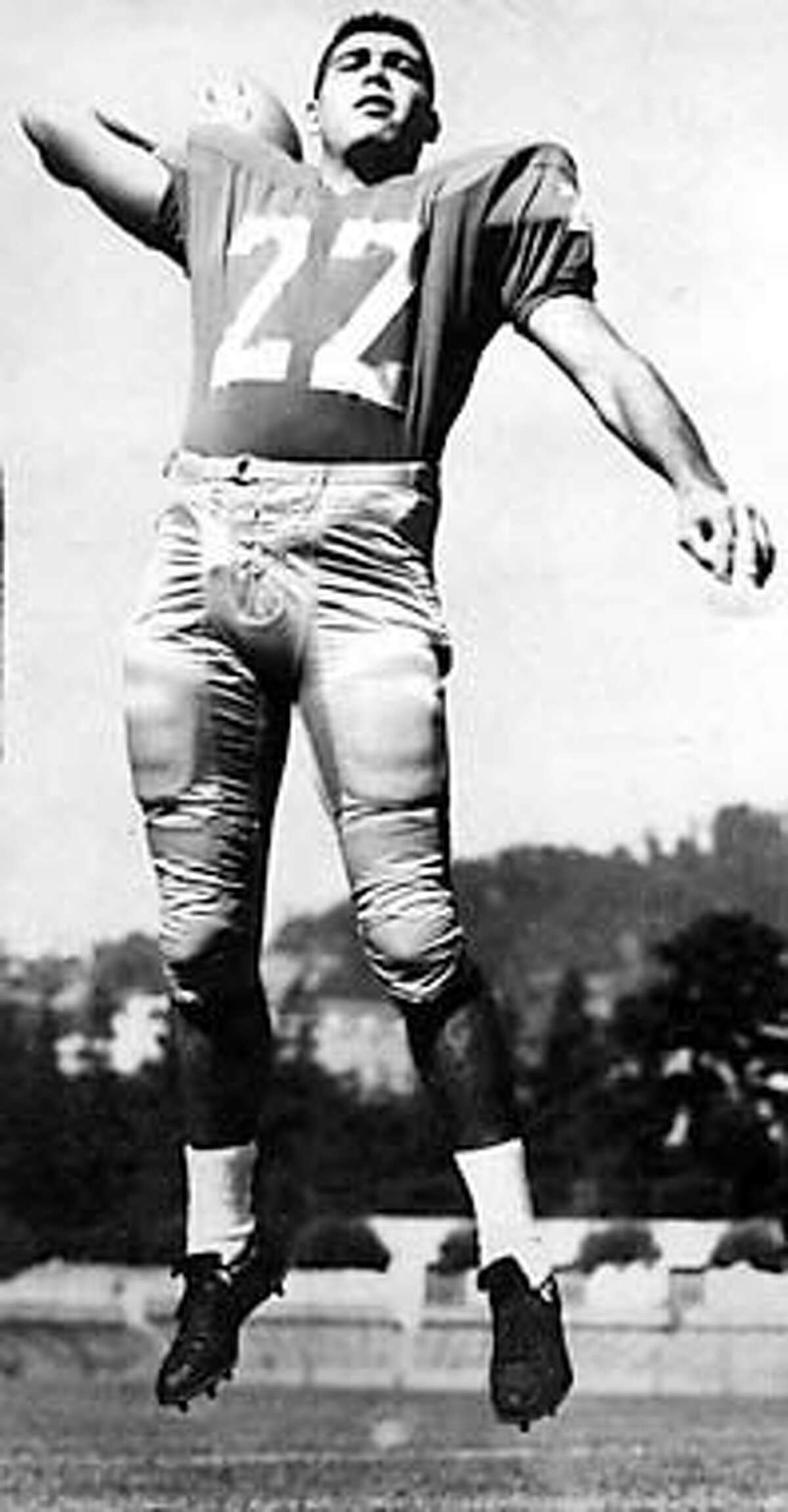 The coach recalls 'The Play' / Kapp learned never to give up from Big ...