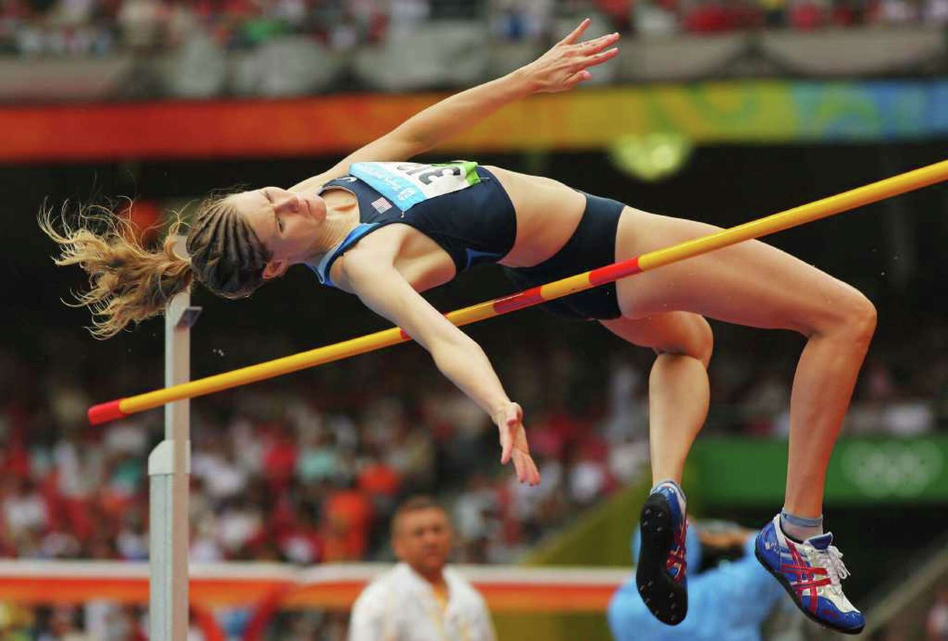 At 36, high-jumper Acuff raising the bar yet again