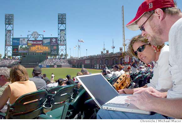SBC Park a hot spot for fans lugging laptops / Giants' ball yard now ...