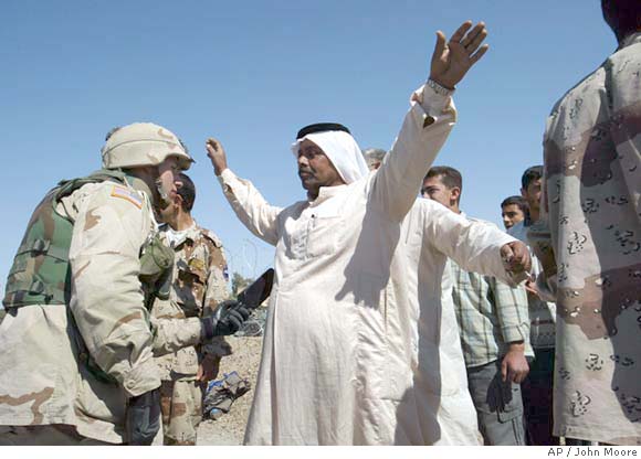 Shaky truce given 2 more days / U.S. holds off on invasion of Fallujah