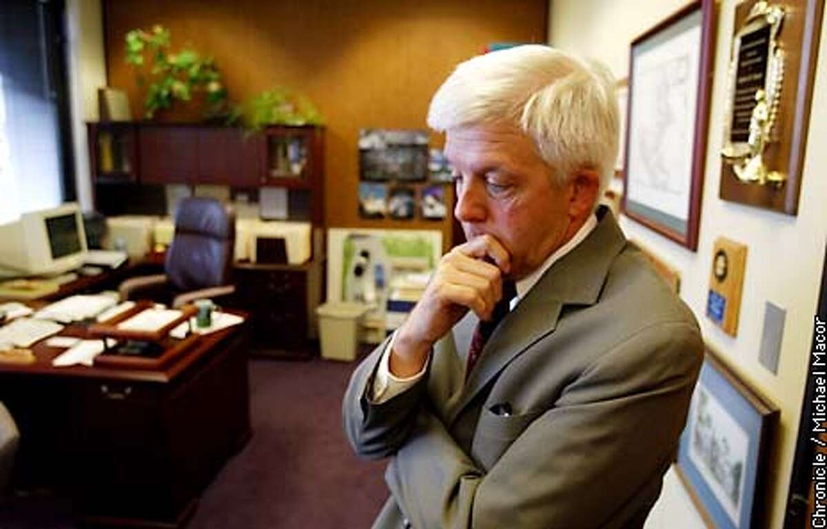 WHO WANTED TO KILL THE PROSECUTOR? / Police pore over 27 years of cases ...