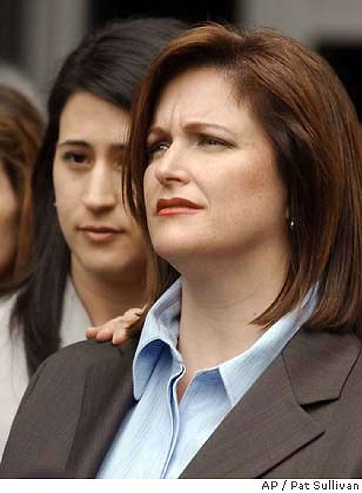 Judge throws out plea of Fastow's wife / Enron ex-CFO's spouse told to ...