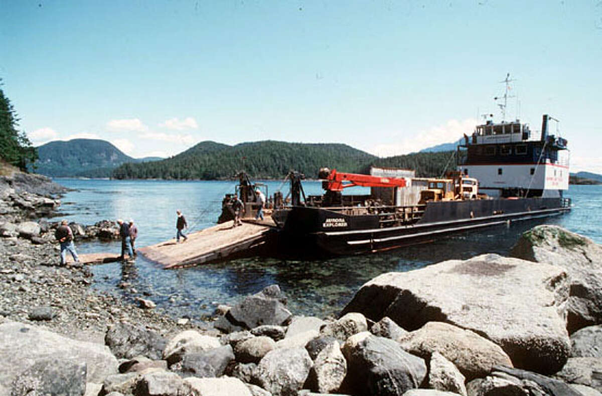 DESTINATION CANADA / Slow boat mixes business with pleasure / Coastal ...