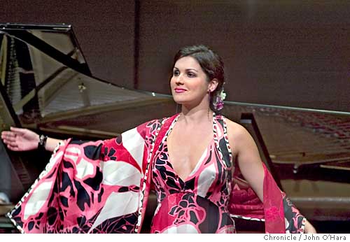 Opera diva turns in a recital with flair / Anna Netrebko was out of her ...