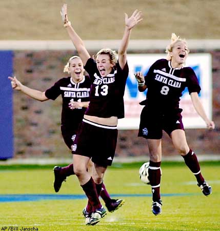 WOMEN'S COLLEGE SOCCER PREVIEW / Santa Clara has focus on a repeat