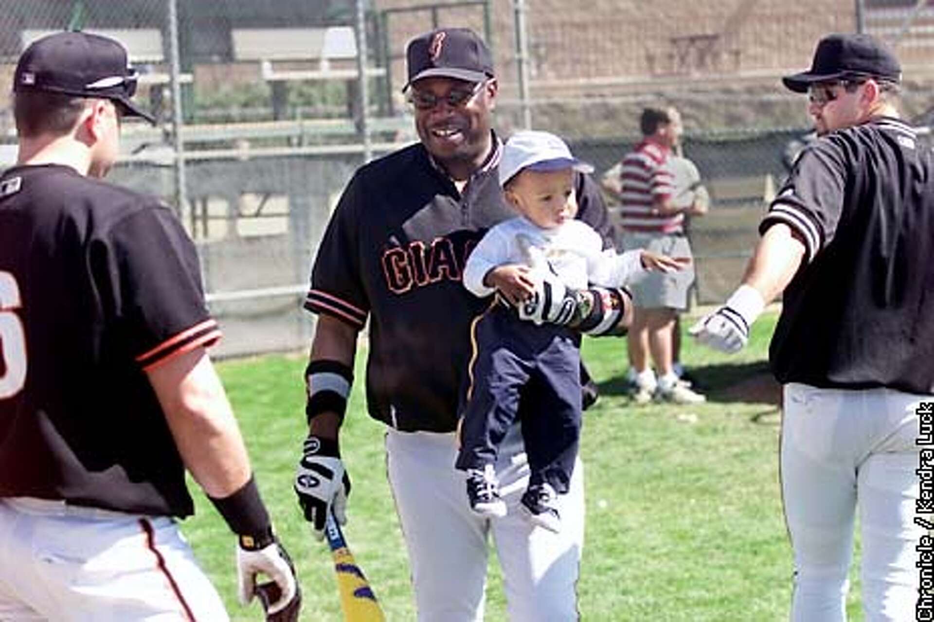 Little Darren new Giants star / Home plate dash thrusts him into limelight