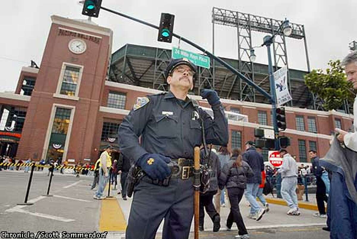 100 years of the San Francisco Police Department in uniform