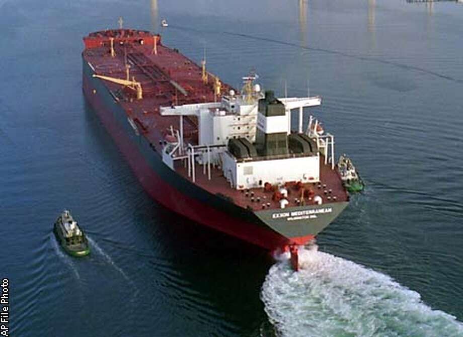 Infamous oil tanker hung out to dry / It may be end of line for old ...