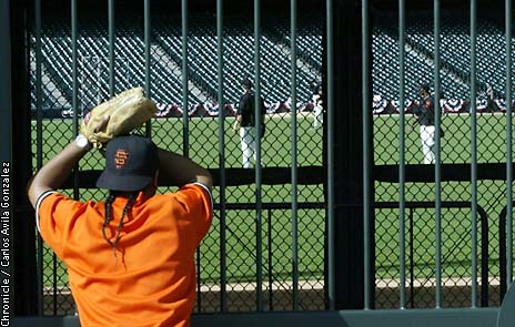 TOO COOL FOR RAH-RAH? / Giants fans surprisingly subdued -- at least ...