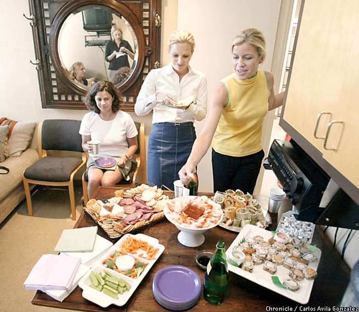 The BOTOX BUFFET / Demand for anti-wrinkle drug has turned procedure ...