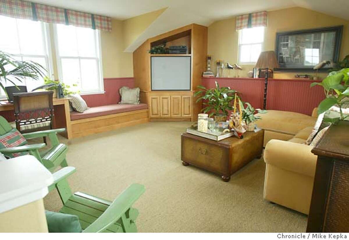 Hercules home invites you in