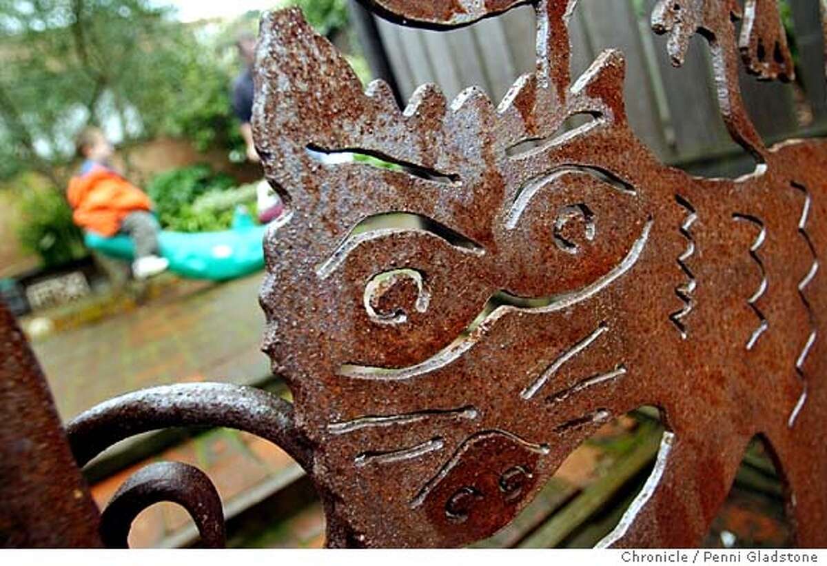 Grand entrance / A gate demarcates the entry -- and sets the tone ...