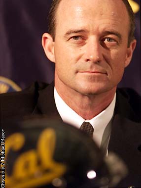 Tedford not leaving town / Cal coach turning down overtures from pro teams