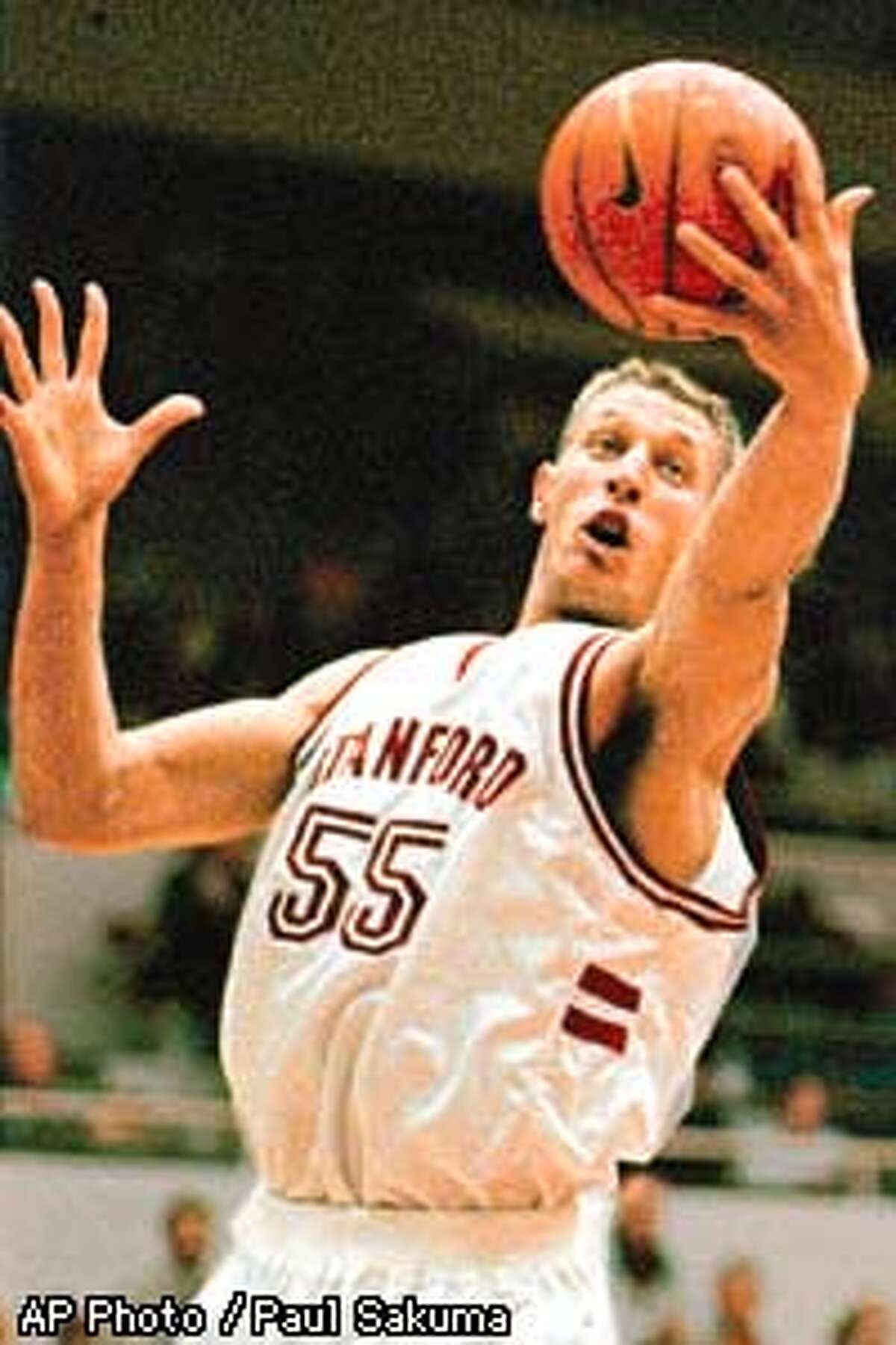 COLLEGE BASKETBALL PREVIEW / These 7-Footers Stand Above Rest / 3 ...