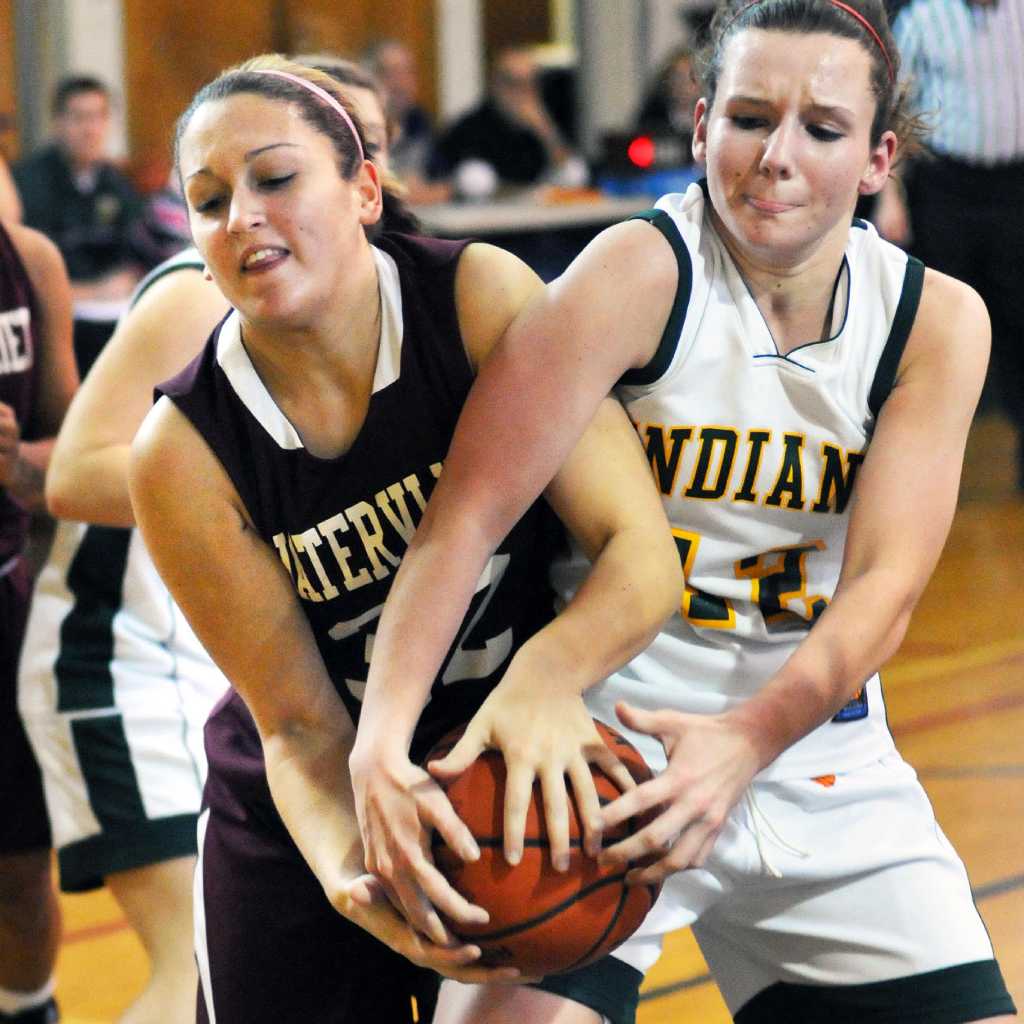'Vliet shuts down Ravena