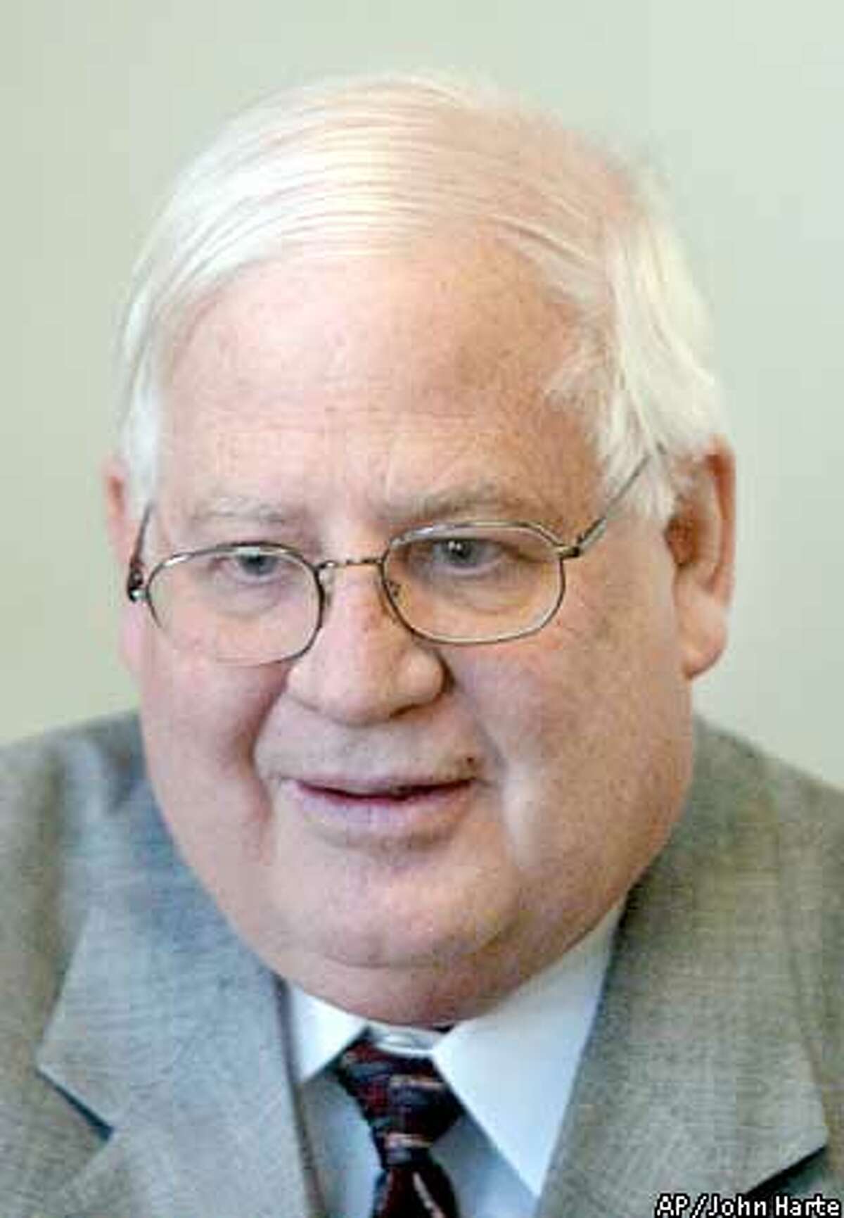 Top prosecutor found slain / Kern County prosecutor slain at home / Stabbed body found -- probe ...