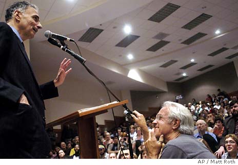 Nader a threat to Kerry, polls say / Democrats fear independent could ...