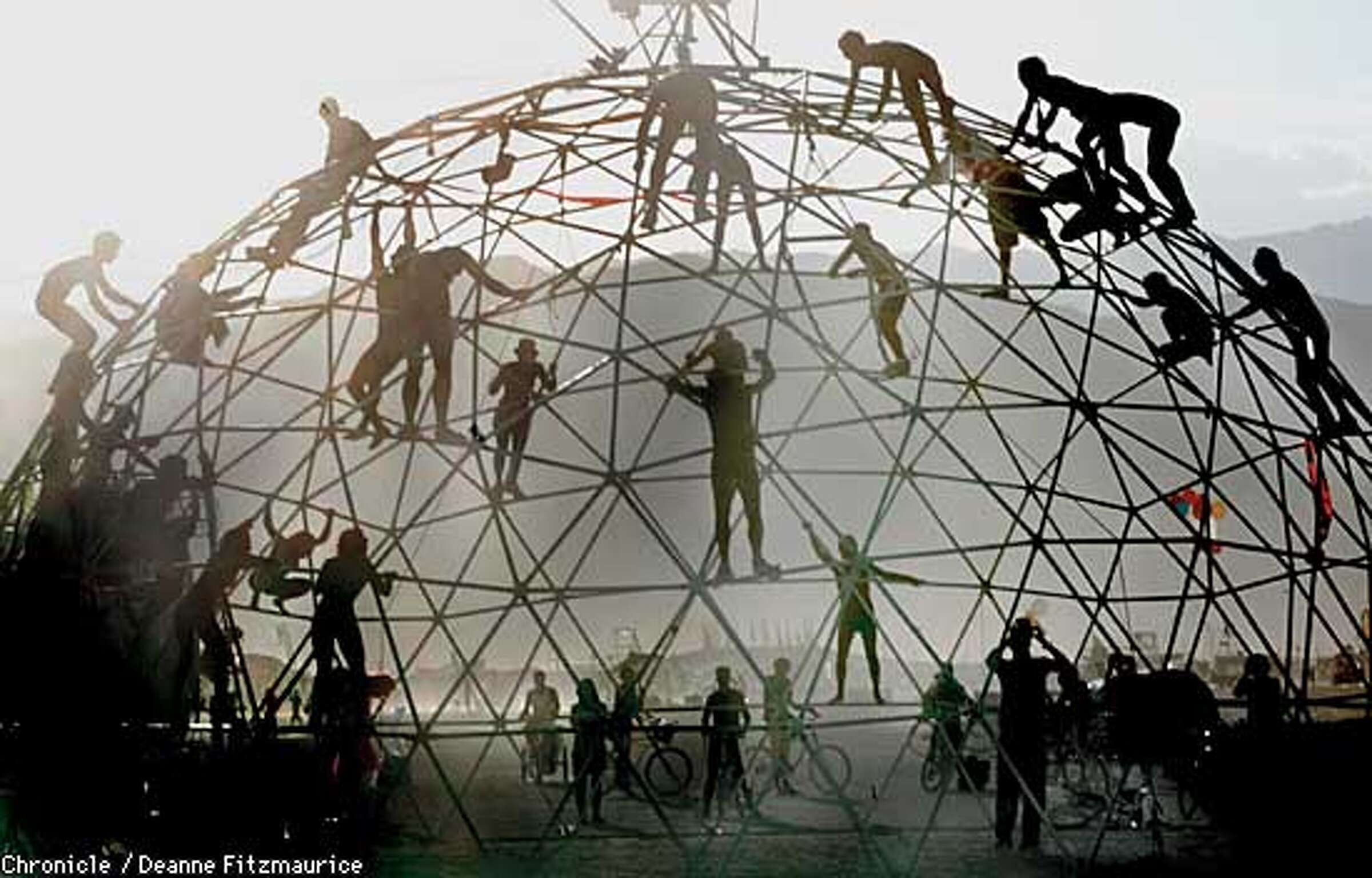 BURNING MAN SHOWS ITS CONSCIENCE / Temple of Joy tribute to 9/11 ...