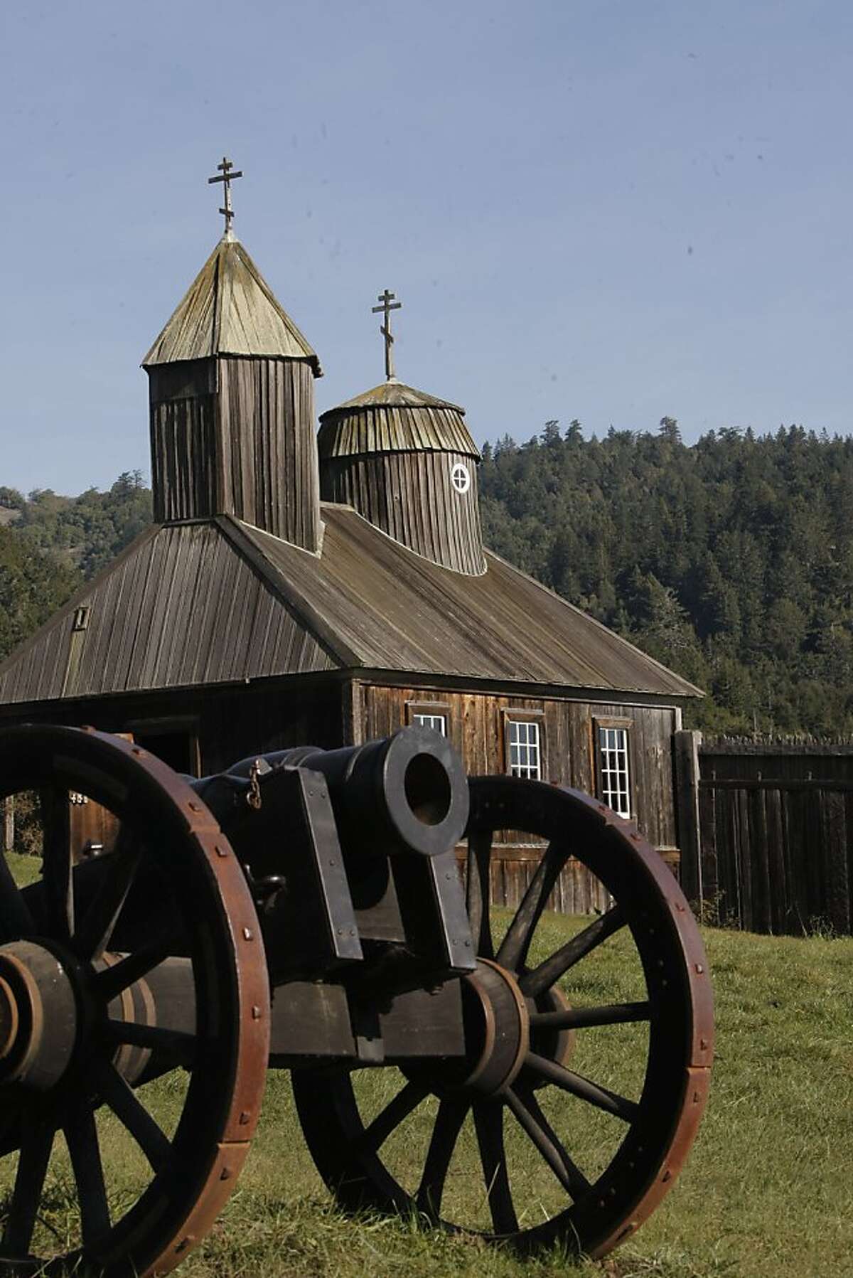 Russia renews historic ties to Pomos of Fort Ross