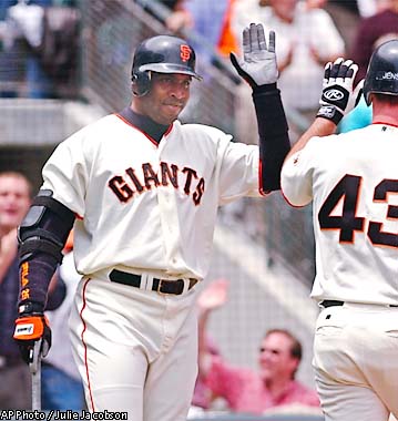 Kent comes back swinging in 3 spot / Second baseman drives in six as S ...