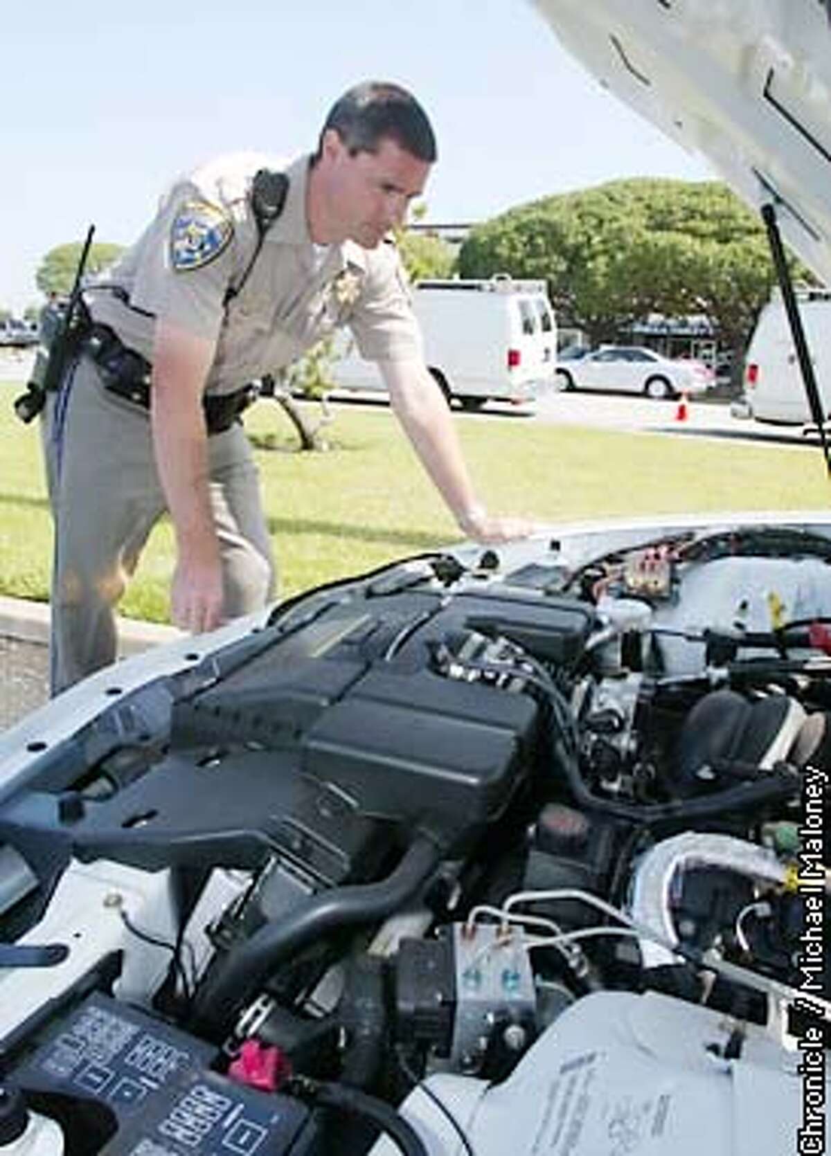 Highway patrol gets a lot harder to spot / New white Camaros, stealthy ...