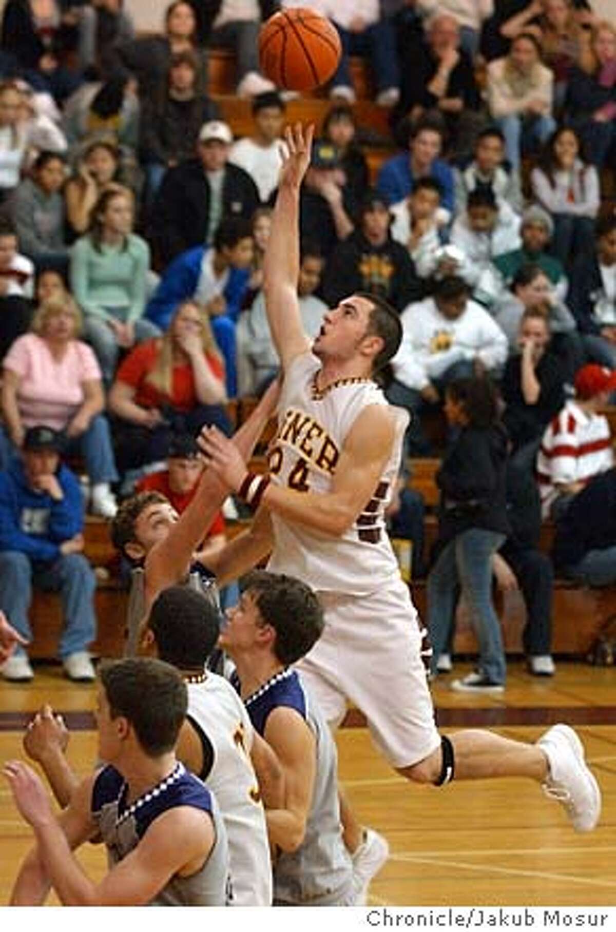 Piner shoots for the big leagues / Basketball coach remains cautious ...