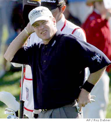 Lefty, still hot, in 2nd with 64 / Verplank in lead at FBR Open