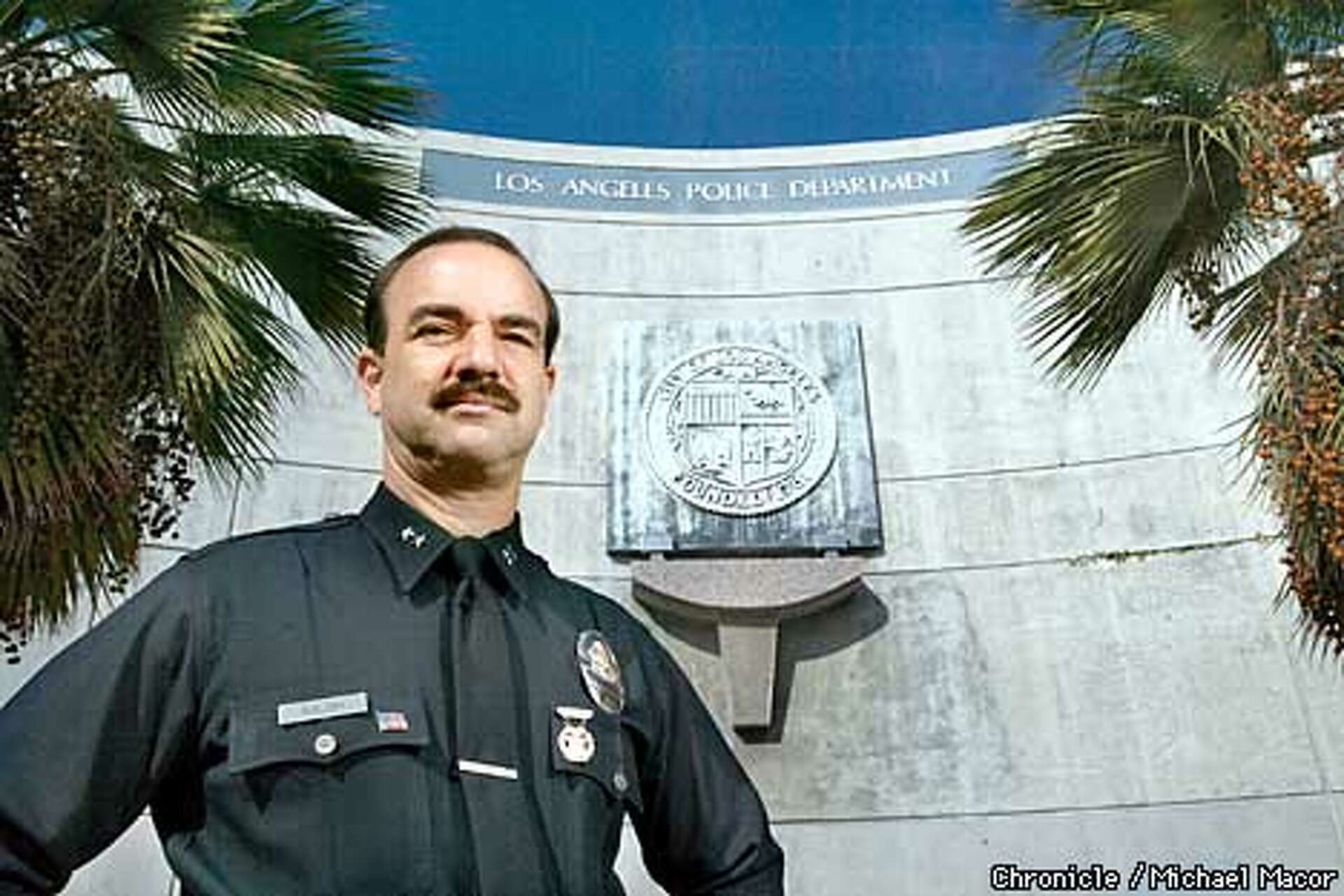 Possible candidate for LAPD's top job is gay -- so what? / David Kalish ...