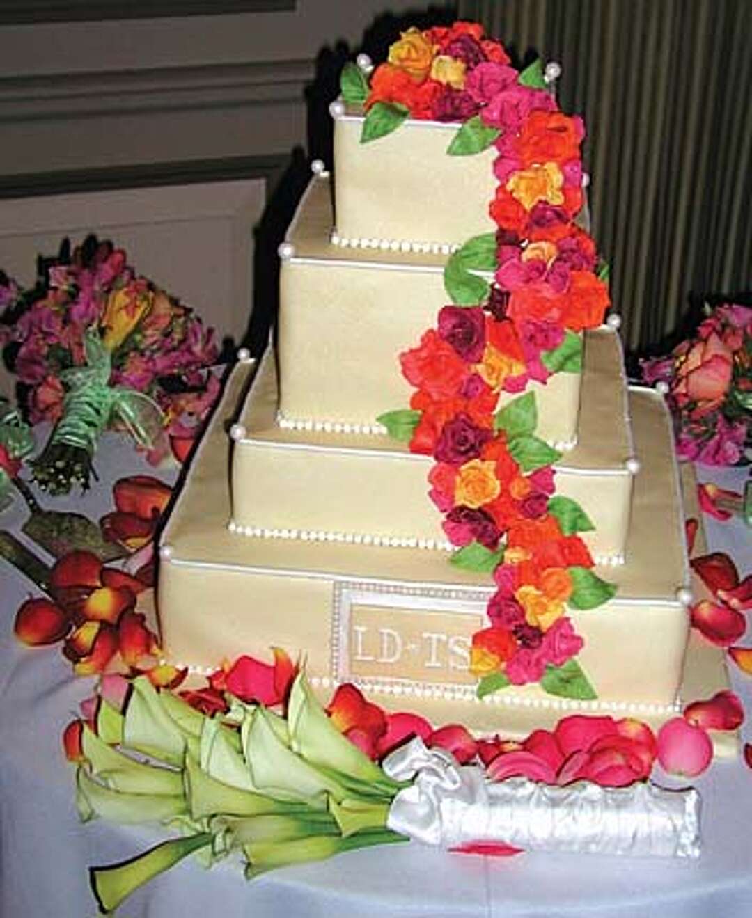 RECEPTION / Sugar High / Cake tasting with a cake addict