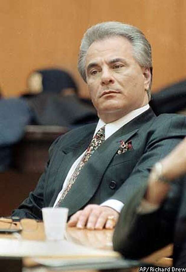 Mob boss John Gotti dies of cancer / He saw himself as a Robin Hood ...